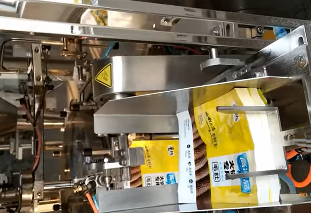 PLC Control 8 Head Multi Head Combination Weigher 304 Stainless Steel